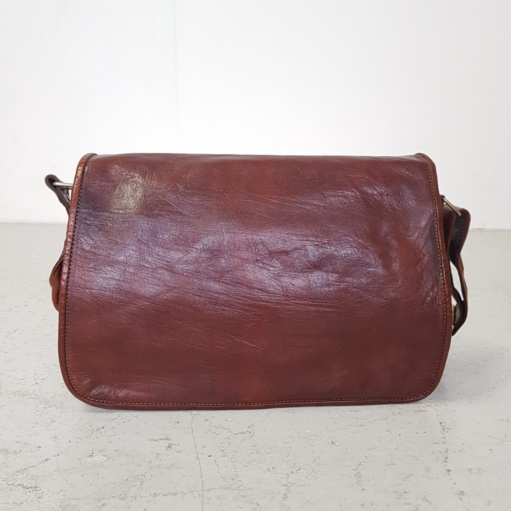 Computer taske i mørke brun læder/ Medium - Retrofabrikken