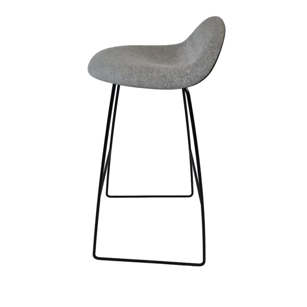 Barstole model 33A | Komplot Design | GUBI Møbler - Retrofabrikken