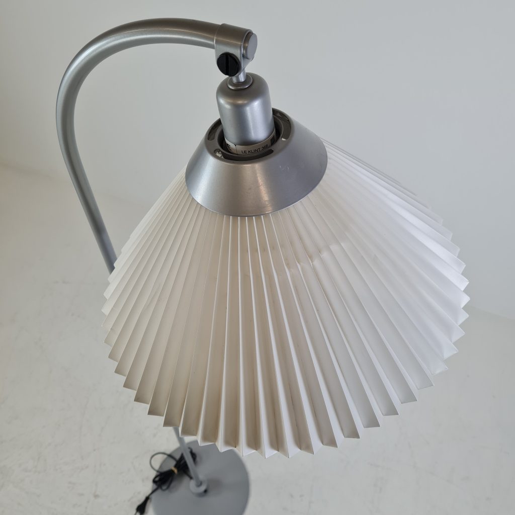 Gulvlampe model 368 | Flemming Agger | Le Klint - Retrofabrikken