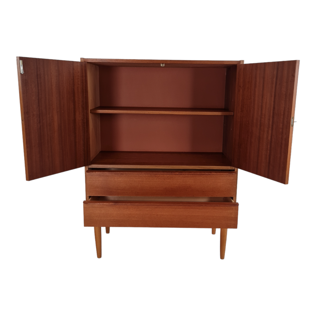 Lille skab med 2 låger og 2 skuffer | Dansk design | Teak - Retrofabrikken