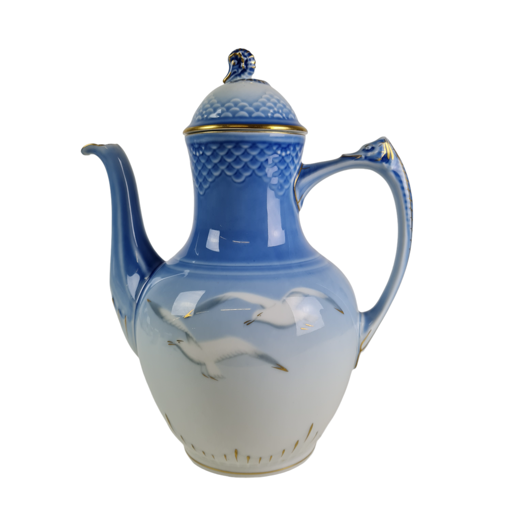 Kaffekande model 126/301, med guld | Mågestellet | Bing & Grøndal ...