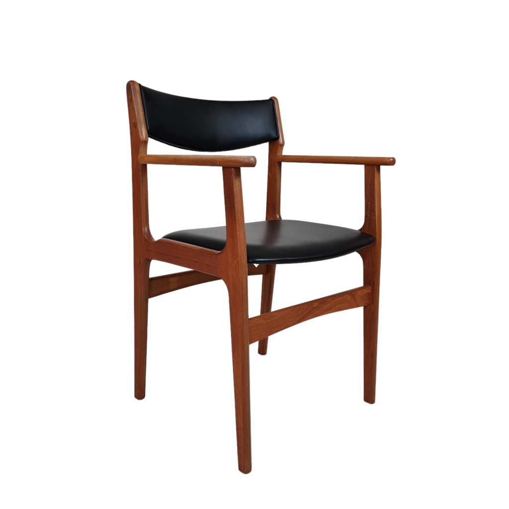 Armstol | Dansk design | Teak & sort kunstlæder - Retrofabrikken