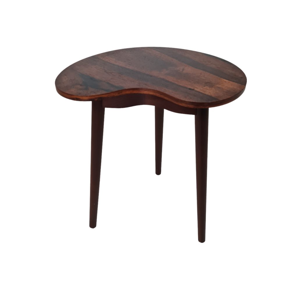 Sofaborde og sideborde i retrostil til din indretning. Stort udvalg i teak.