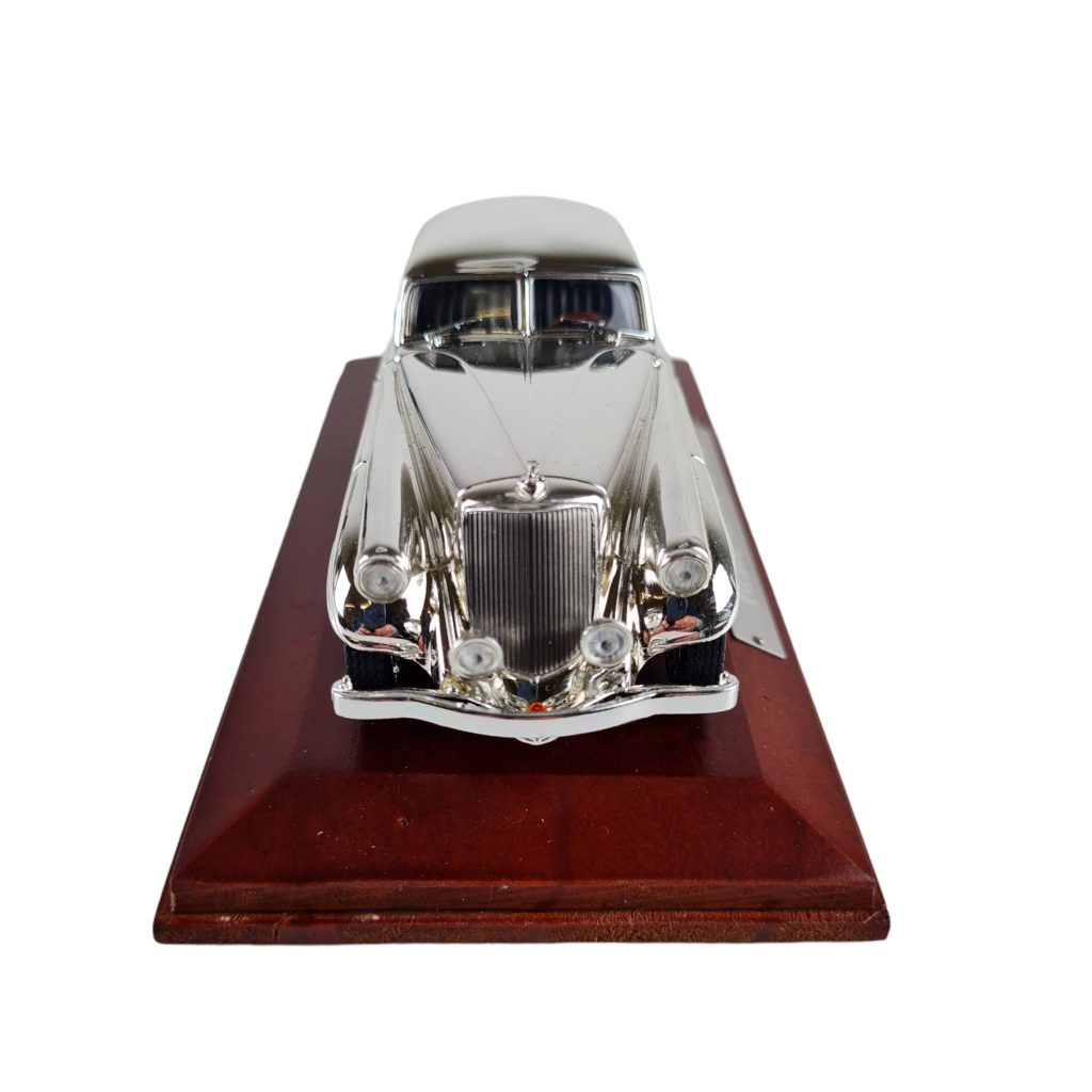 Model car | Pierce Silver Arrow | Silver-Cars Collection - Retrofabrikken